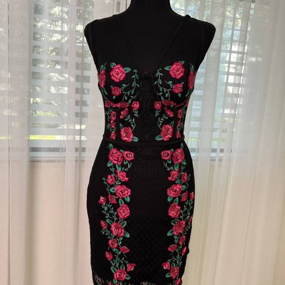 bebe | Dresses | Bebe Cocktail Dress | Poshmark